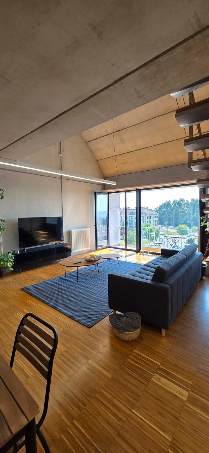 Compostela Loft Apartment - Ames