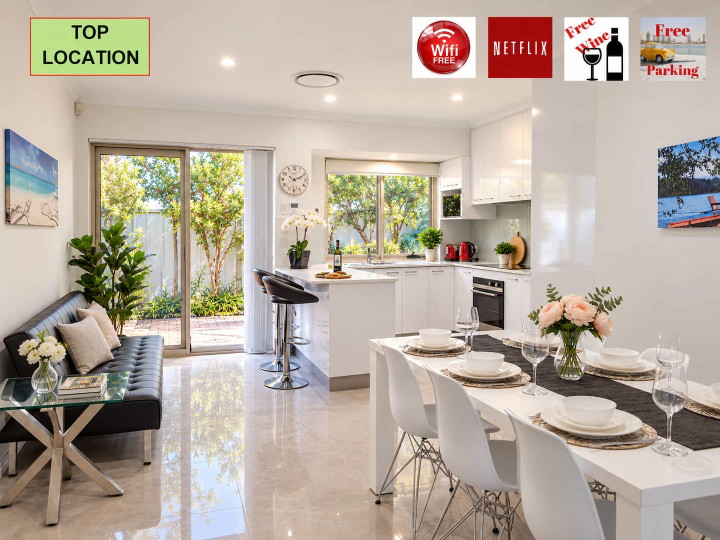 Luxury Immaculate House, 5 Mins From Perth- Crown-stadium-river-cafes - Belmont