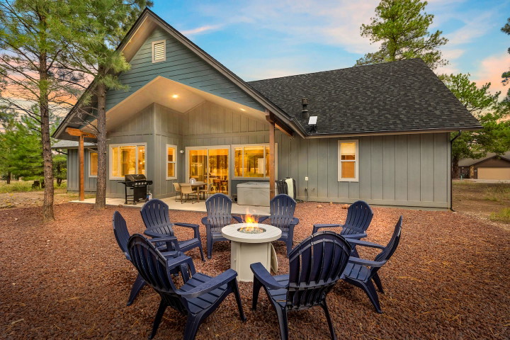 Grand Canyon | Polar Exp | Golf | Hot Tub - Williams, AZ