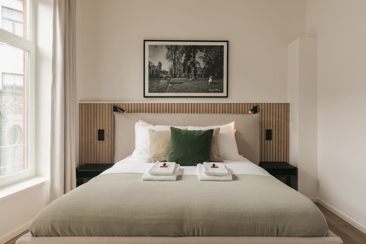 Romy&travis | Spacious Flat | Public Parking Near - Bruges