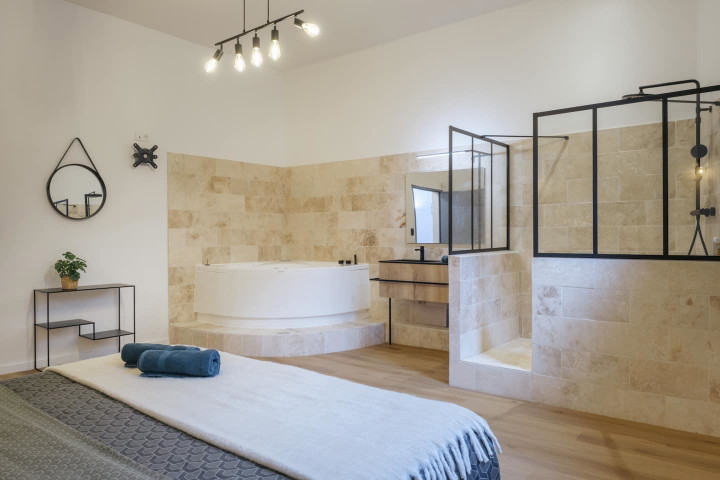 Appartement Type Loft De 110 M2 - Bordeaux