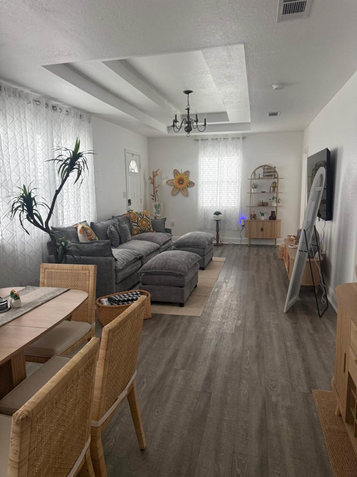 Sunflower House - Slidell, LA