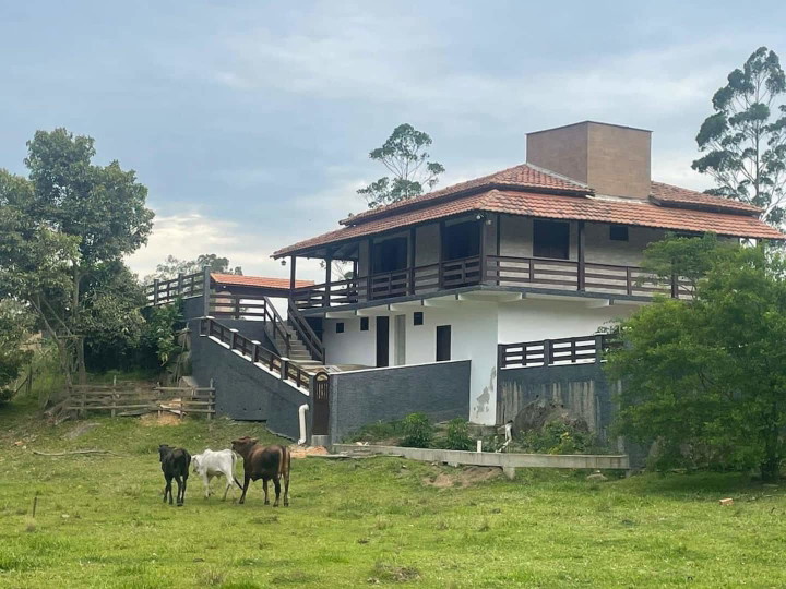 Casa De Campo, áRea Gourmet,lareira, Quiosque Etc. - Tubarão