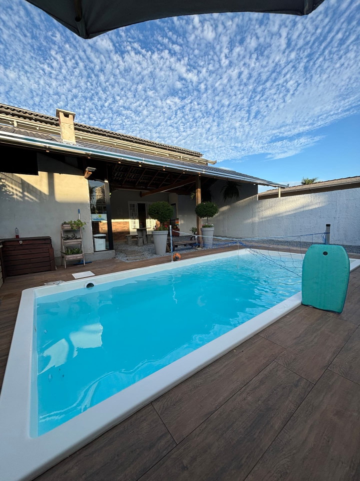 House With Heated Pool Bc Casaalbertibc - Itapema