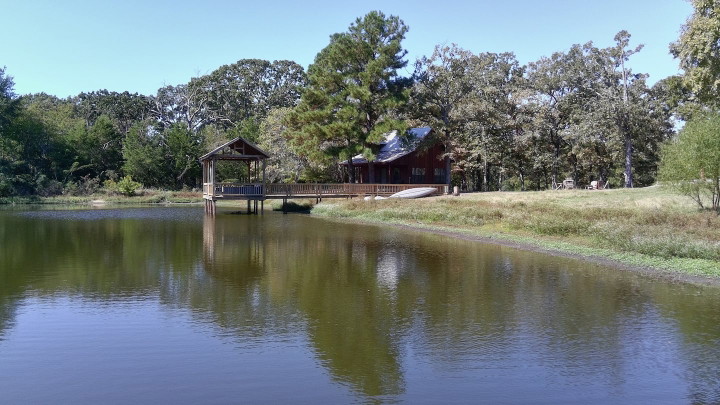 Flyaway Retreat! 2-story Cabin On Pond With Dock - Canton, TX
