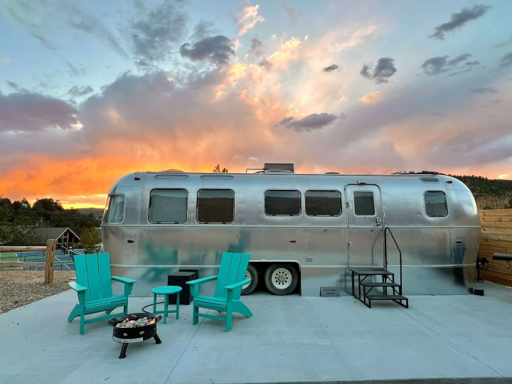 Airstream Near Zion With Lazy River - Utah