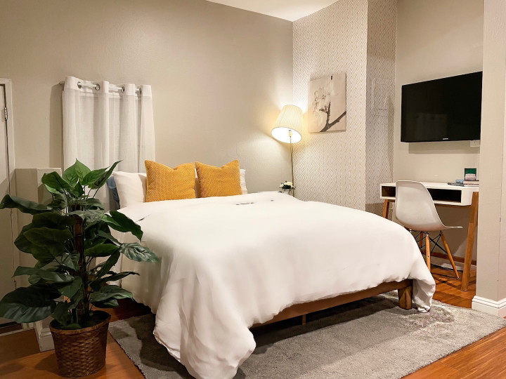 Cozy & Chic Farmhouse Studio: Walk To Lake Merritt - Oakland, CA
