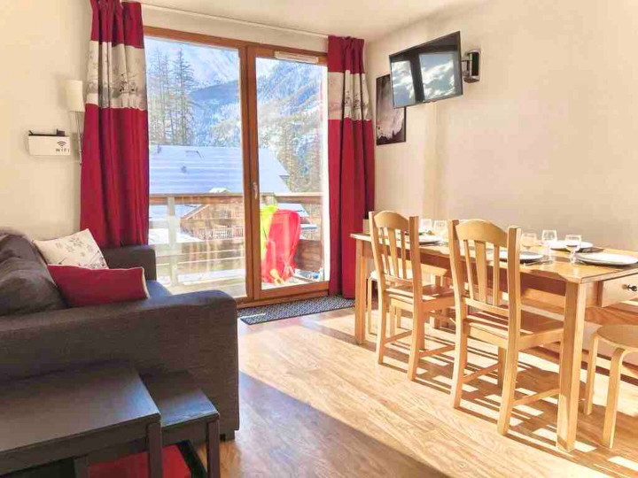 T3 à 50m Des Pistes Et Commerces, 2 Sdb, Piscine - Les Orres