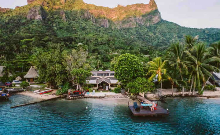Our Deluxe Cook's Bay Villa - French Polynesia