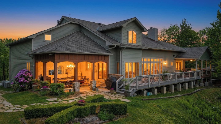 Lux Lodge - Sauna, Chef Kitchen+ Long Range Views! - Beech Mountain, NC