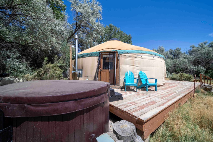 High Desert Yurt - Colorado