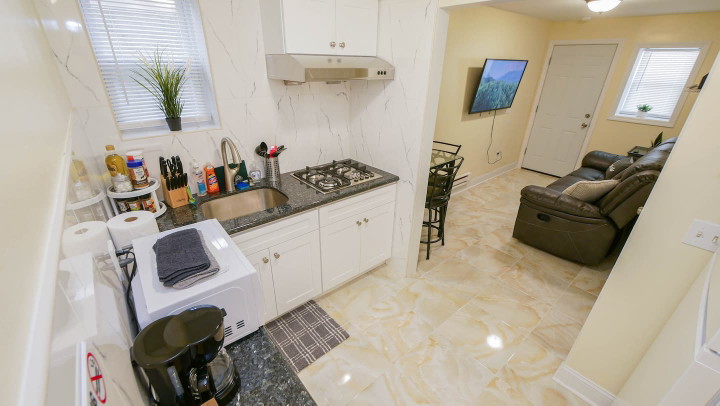 Beach Block Apartment 1 With Parking Pass - New Jersey
