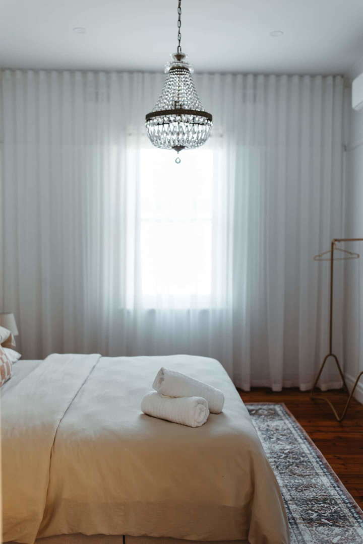 Charm On Corio - Timeless Charm, Central Living - Shepparton