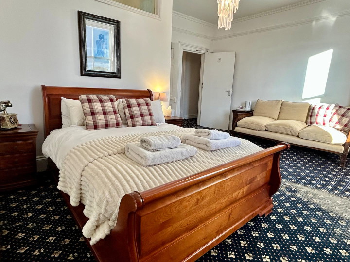 Clarence Quarters Seafront Vintage Room 2 En-suite - Portsmouth