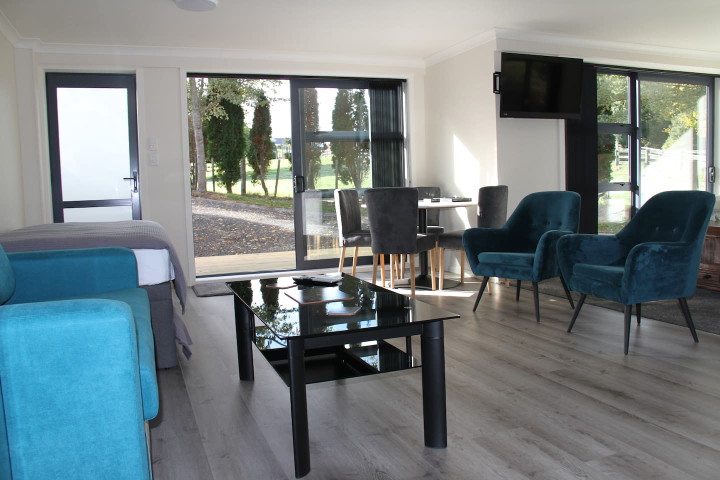 Tikitere Treasure - No Cleaning Fee !! - Rotorua