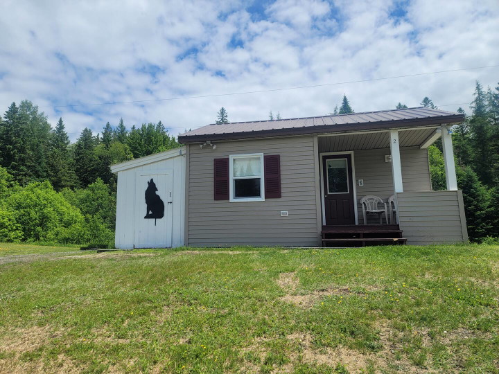 Wolf Den - Ladd Pond Cabins And Campground, Llc - Coleman State Park, Stewartstown