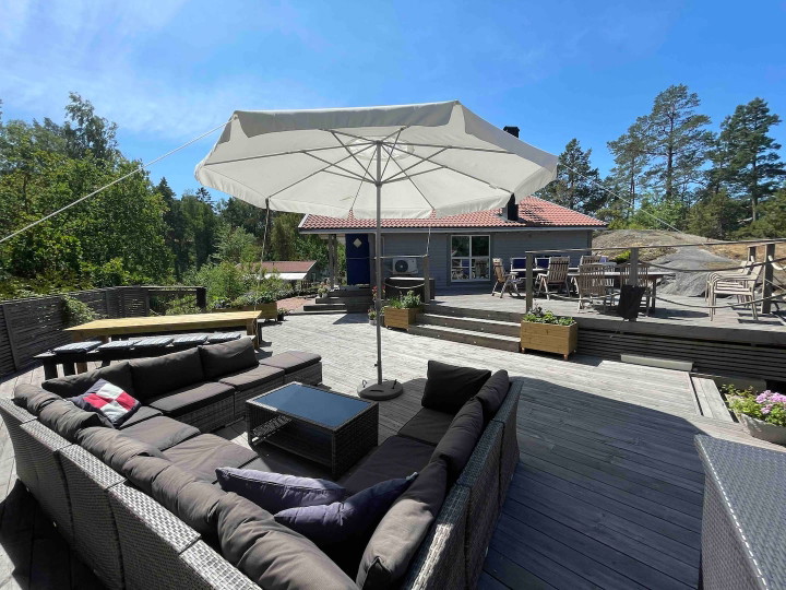Två Bekväma Hus Med Stora Sociala Ytor, Nära Havet - Nyköping
