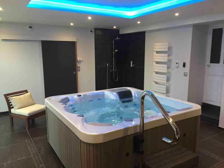 Gîte 8 à 14 Pers. Avec Spa En Champagne - Ay