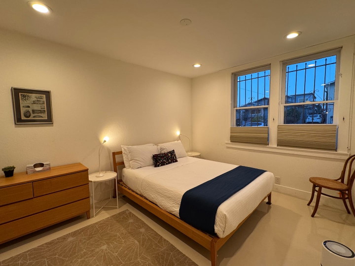 Bright & Spacious 1bd Berkeley Apartment - Oakland, CA