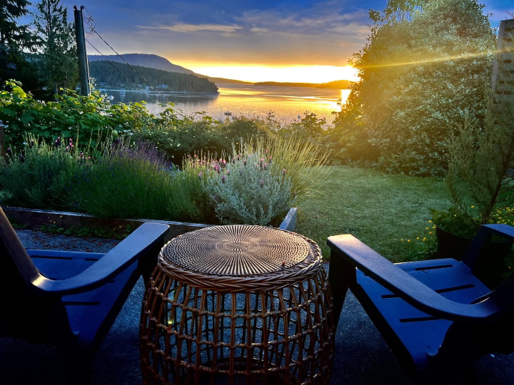 Sweet Westcoast Suite With Amazing Ocean Views - Canada