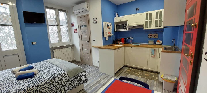 British Corner: The Studio Apartment With Personality! - Turin