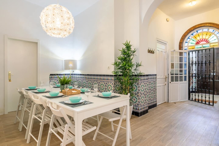 Casa Sevillana En Triana, Barrio León. - Séville