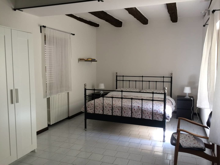 Big Flat In The Center Of Bologna - Bologna