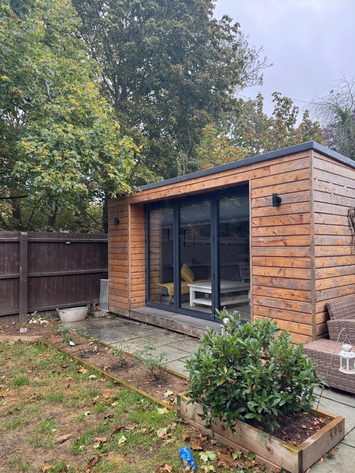 Modern Garden Cabin - Peterborough