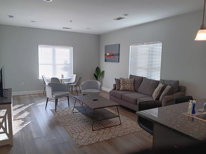 C106, Two Bedroom/2 Bath Apartment W/amenities! - Baton Rouge, LA