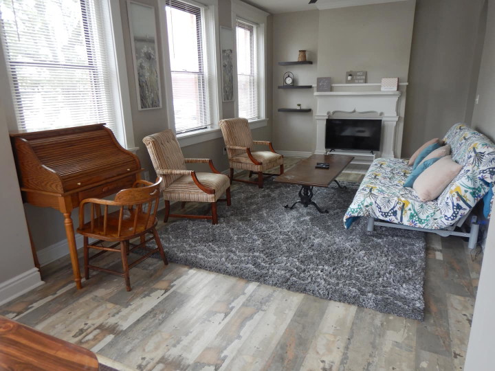 1 Bed, Idyllic, Stadiums, Free Parking, & Pets Ok - Pittsburgh, PA