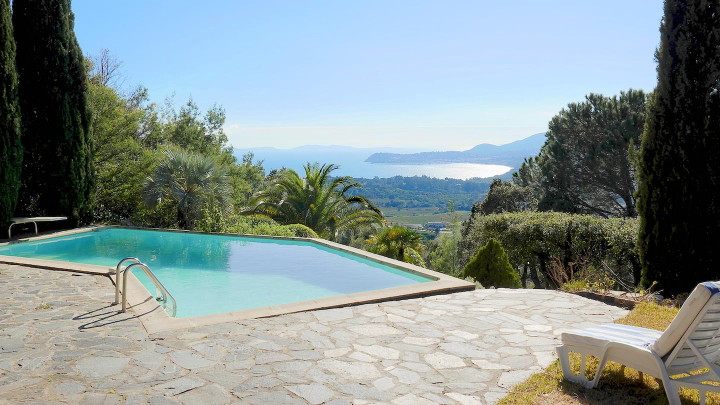 Superb Sea View, Sleeps 6, St Tropez Peninsula. - French Riviera