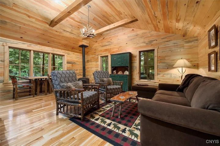 Moose River Lodge  Riverfront And Walk To Town! - Old Forge, NY