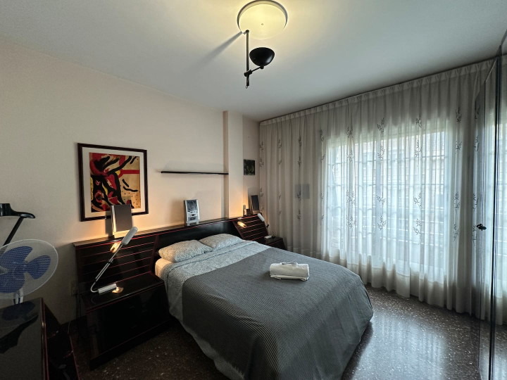 Sagrada Familia Flat With Exterior Balcony - Barcelona