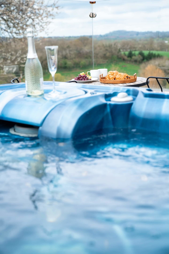 Dog-friendly Country Home; Fire, Fields & Hot Tub! - Tewkesbury