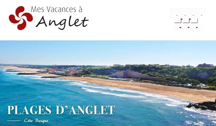 Studette Les Pieds Dans Leau - Anglet