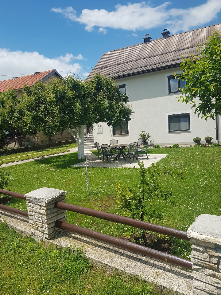 Apartment Milka - Korenica