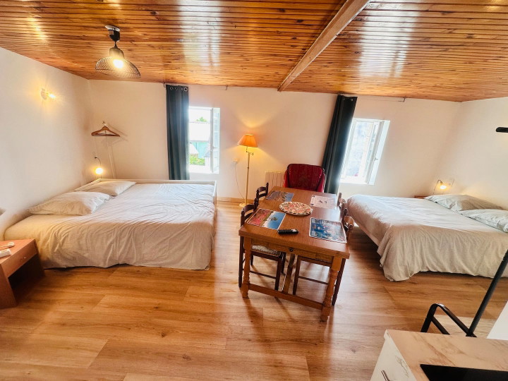 Grand Loft En 1er éTage 4 Pers Plomodiern - Cast