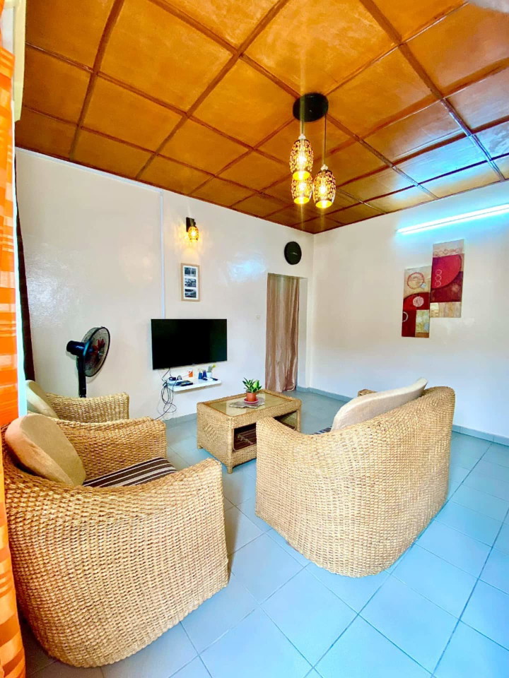 10 Min Beach Road Fishing, Private Entrance 2 Bedrooms - Benin