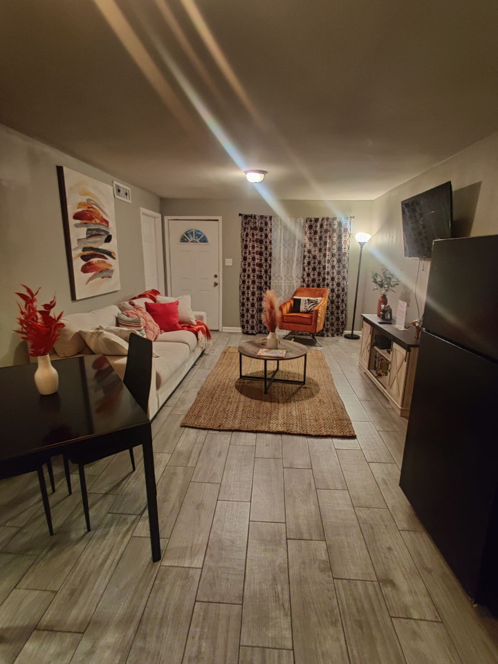 Comfortable 1br Near Lsu&plants |Fastwifi | Parkin - Baton Rouge, LA