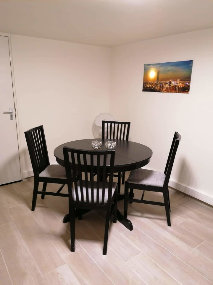 Mooie Accommodatie In Mooi Natuurgebied. - Zutendaal