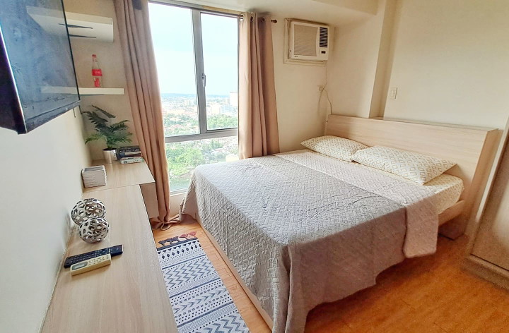 Studio/2-4 Guests/inside It Park/ayala Mall/pool - Cebu City