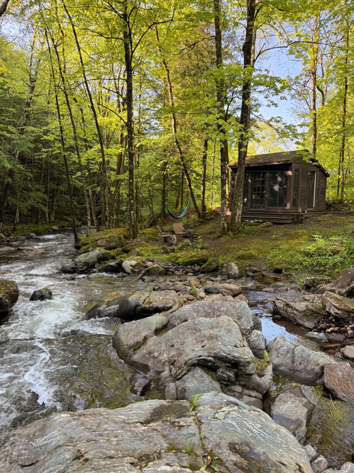 Foote Brook Cabin - Off Grid & On The Rocks - Vermont