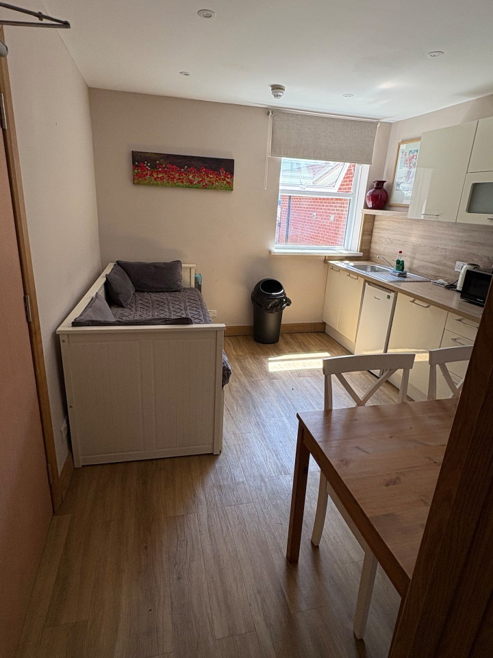 1-bed Apartment, Sleeps 3, Open-plan Kitchen - Southampton