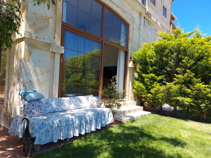 Merkezi , Denize 200 Metre, Yüksek Tavan, Nezih - Karaburun