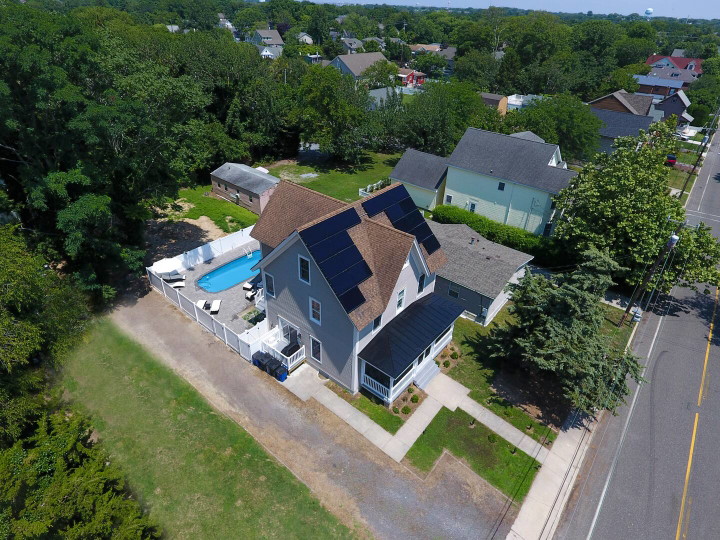 Pet Friendly With A Pool! - Cape May, NJ