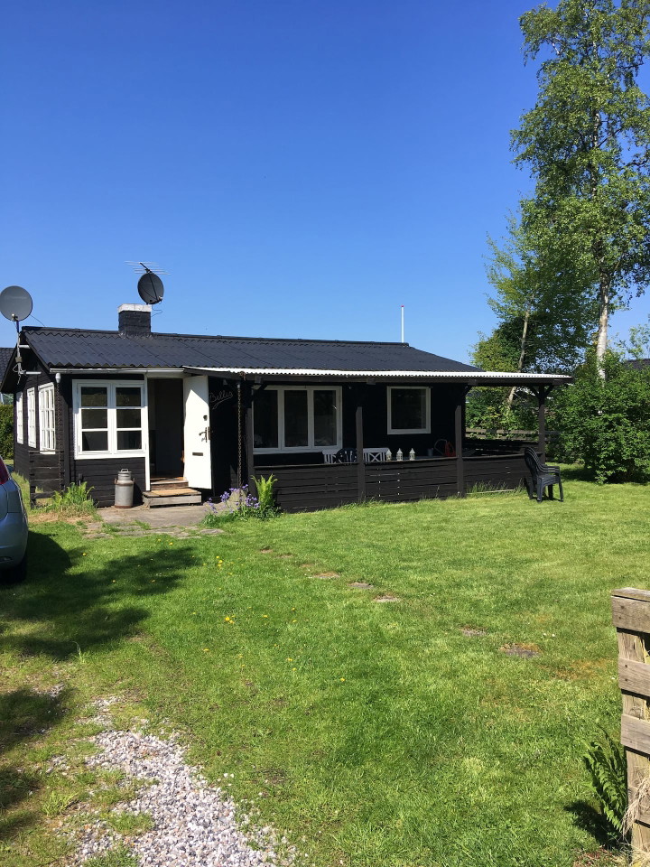 Petite Maison D'été Confortable Près De La Plage De Grenaa. - Danemark