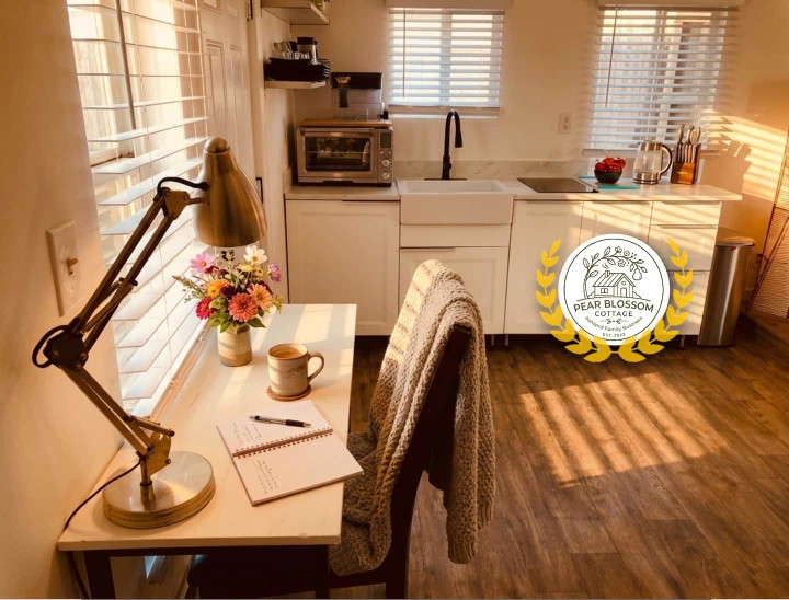 Sweet Spot & Priv Garden Wfh Kitchen Luxe Queen - Ashland, OR
