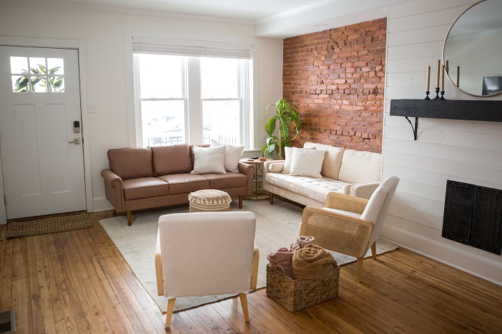 The Reservoir Inn: A Peaceful Townhome On The Outskirts Of Lancaster City - Lancaster, PA