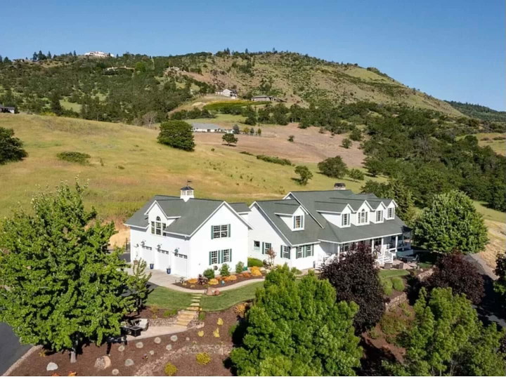 Bella Vista - Medford, OR