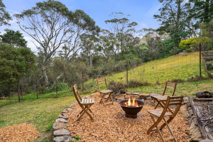 The Mount Vic Escape Fire Pit & Bush Views - Lithgow